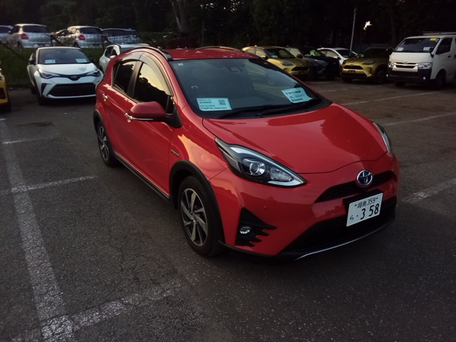 TOYOTA AQUA CROSSOVER GLAM – PA1454 – Parbo Auto